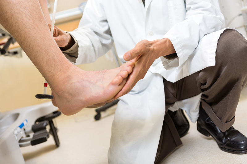 Daily Care for Osteoclasis (Bone Fracture) 折骨（骨折）的日常保健 | 衛教單張 - China ...